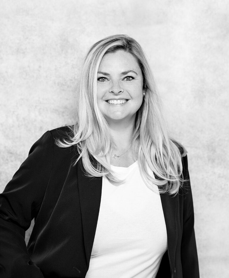 Stephanie Riedl | Heads for Brands